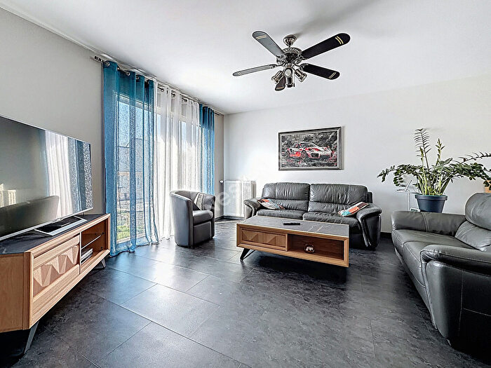 Maison à vendre - Le Lion-dAngers - 7 pièces - 4 chambres