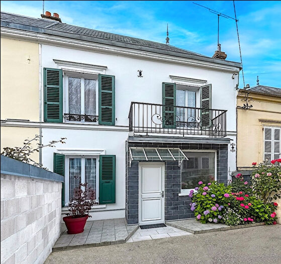 Maison à vendre - Méru, Faubourg Sud - 6 pièces - 3 chambres