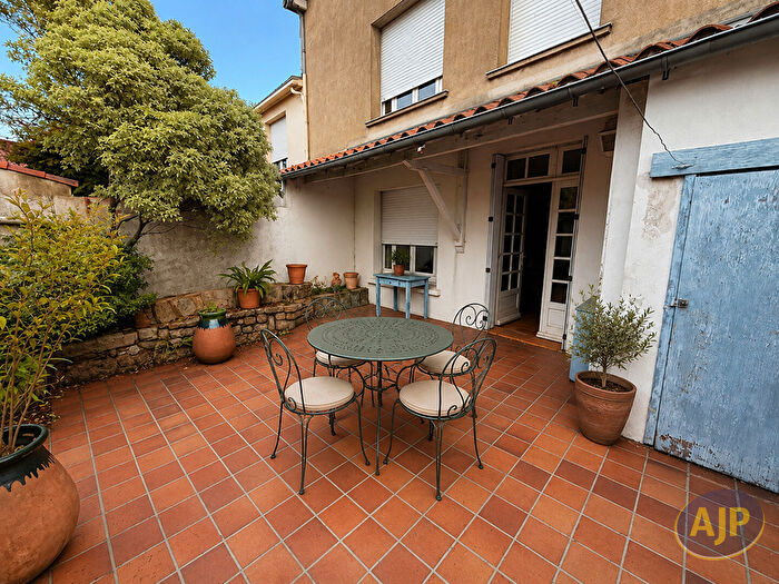Les Landes-Genusson - Maison 12 pièces à vendre