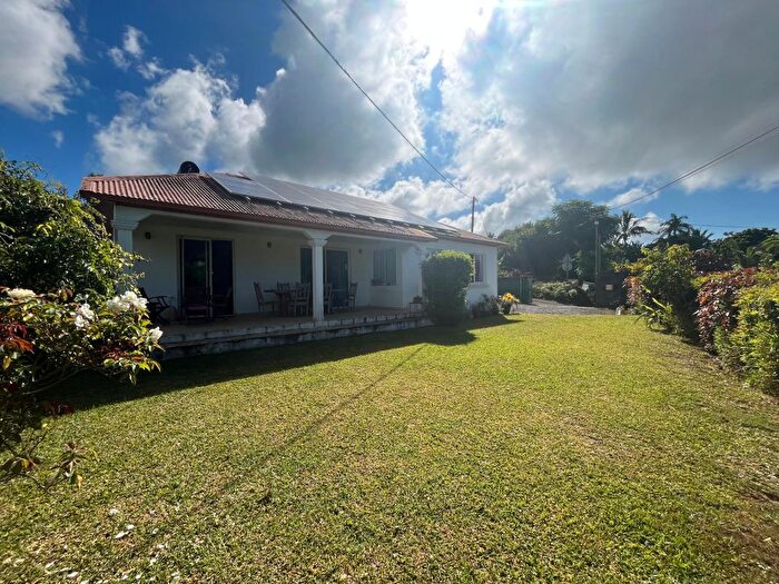Petite-Île, La Ravine du Pont, Charrié : Maison 4 pièces à vendre