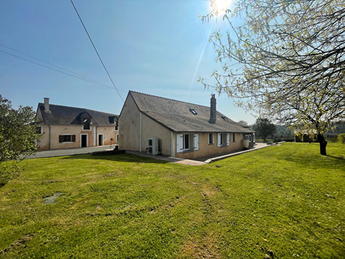 Maison à vendre - Mézeray - 7 pièces - 5 chambres