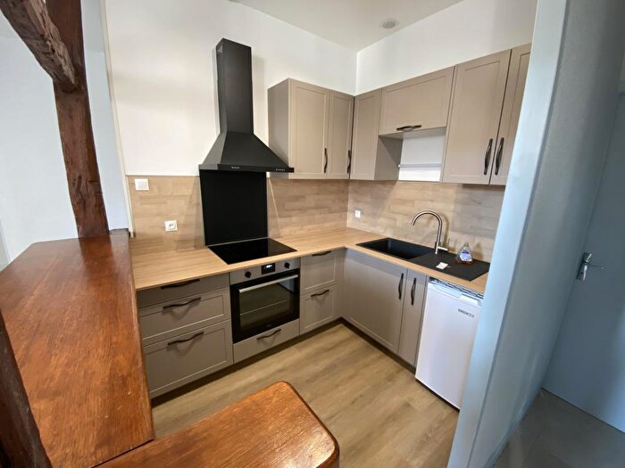 Appartement à louer - Bourges - 2 pièces - 1 chambre