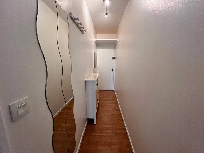 Appartement à louer - Silly-Gallieni, Boulogne-Billancourt - 1 pièce