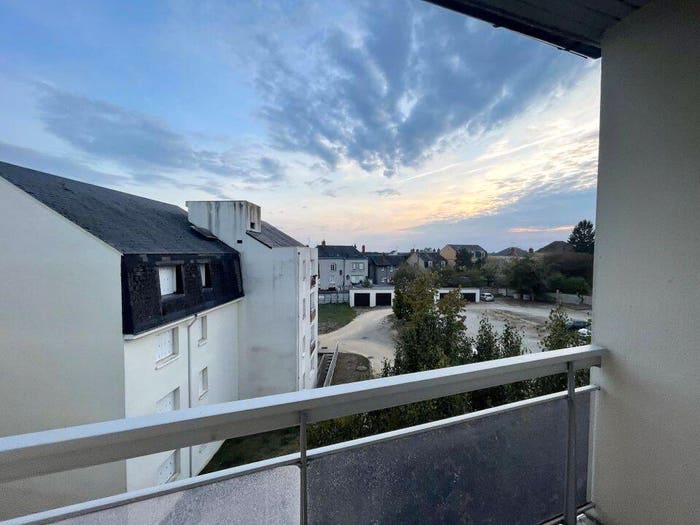 Henri Sellier-Aujonnière, Vierzon : Appartement 1 pièce à louer