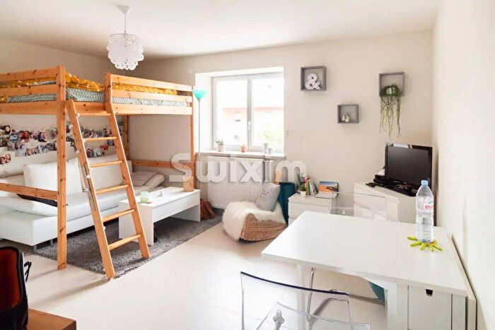 Appartement à louer - Saint-Laurent-en-Grandvaux - 2 pièces - 1 chambre