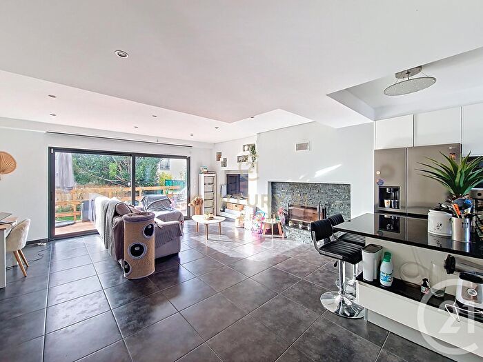 Maison à vendre - Noisy-le-Grand, Sud - 4 pièces - 3 chambres