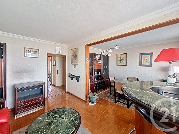 Appartement à vendre - Fresnes, Centre-ville - 3 pièces - 1 chambre