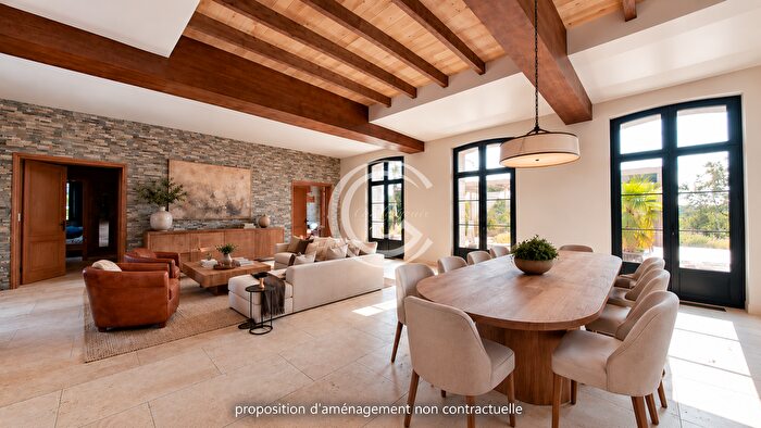 Maison 12 pièces à Villeneuve-sur-Auvers, à vendre