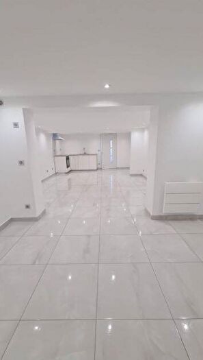 Appartement à louer - Issou - 2 pièces - 1 chambre