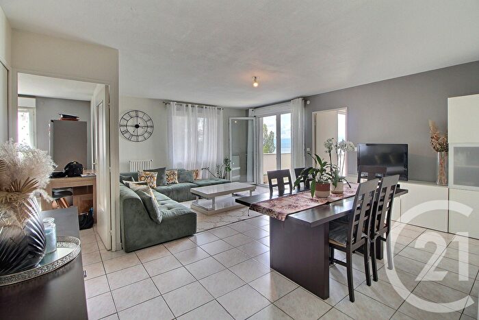 Appartement 4 pièces à vendre à Publier