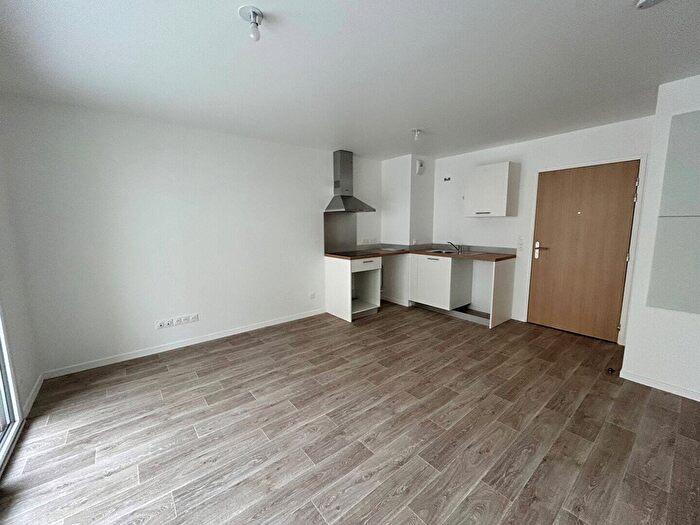 Appartement à louer - Nord, Ifs - 2 pièces - 1 chambre