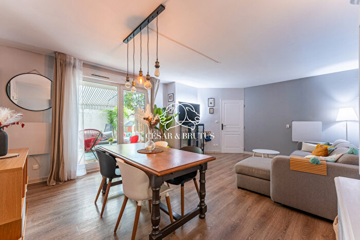 Appartement 3 pièces à Villeurbanne, Cusset, à vendre