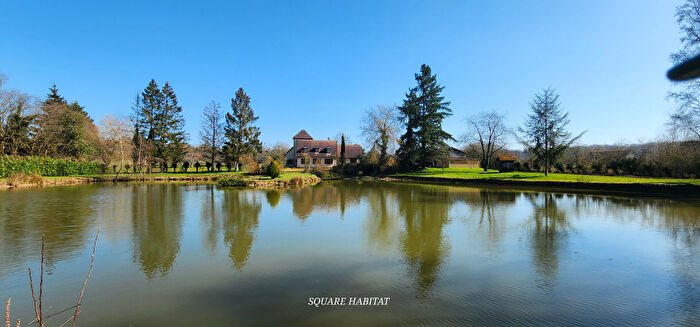 Maison à vendre - Semur-en-Vallon - 8 pièces - 3 chambres