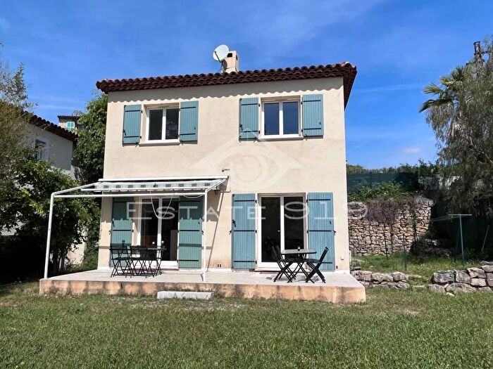 Maison 5 pièces à Valbonne, Val de Cuberte, Les Parés, Les Peyrouos, à vendre