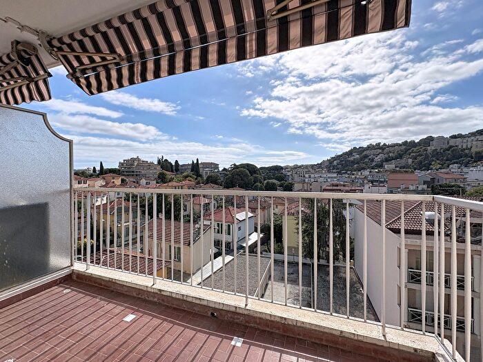 Appartement 3 pièces à vendre - Nice, Saint-Sylvestre