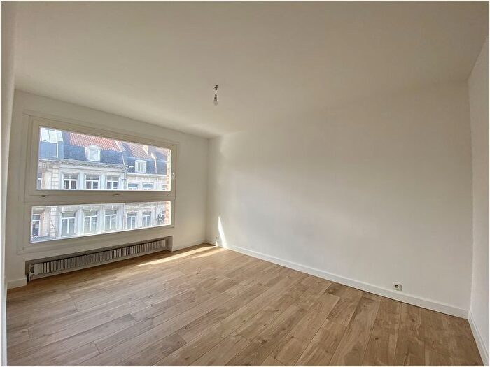 Appartement 3 pièces à Lille, Vieux Lille, à louer