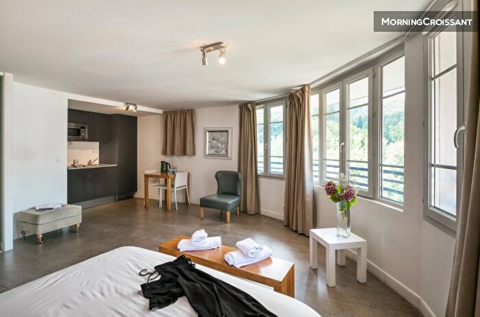 Appartement à louer - Lourdes, Soum de Lanne, Cité Rotschild - 1 pièce