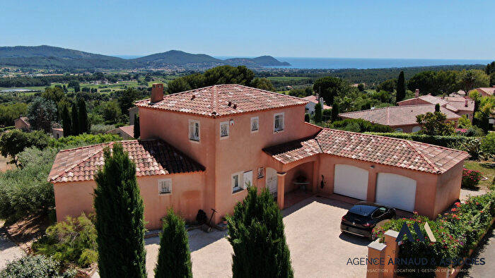 La Cadière-d'Azur : Maison 4 pièces à vendre