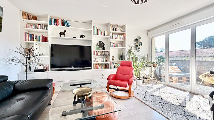 Appartement à vendre - Ambarès-et-Lagrave, Centre-ville, Lagrave, Les Erables, Chêne Vert - 3 pièces - 2 chambres