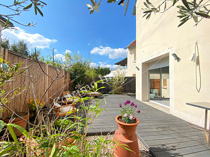 Maison à vendre - Bron, Le Rafour - 6 pièces - 3 chambres