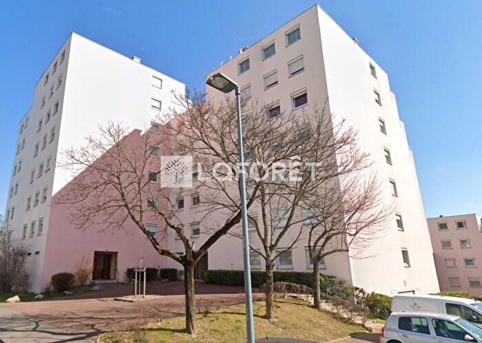 Appartement 3 pièces à Rillieux-la-Pape, Ville nouvelle Est, à vendre
