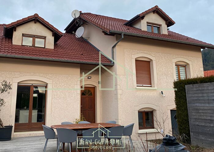 Maison à vendre - Saint-Étienne-lès-Remiremont - 7 pièces - 4 chambres