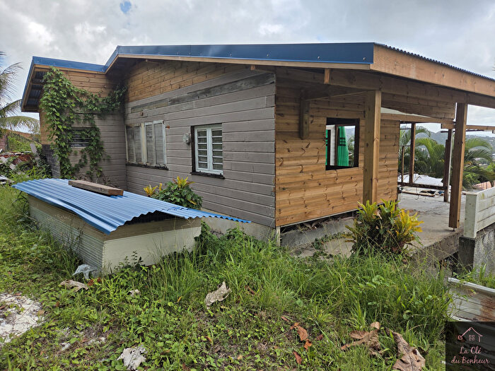 Le Robert : Maison 4 pièces à vendre