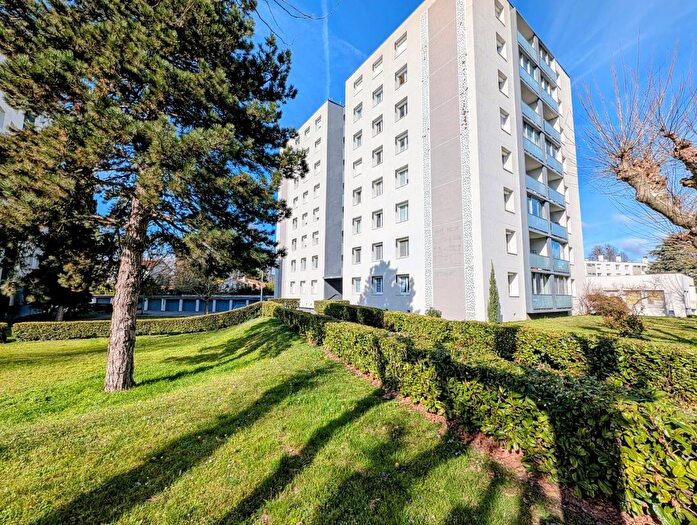 Appartement à vendre - Bourg-lès-Valence, Jean Moulin - 4 pièces - 2 chambres