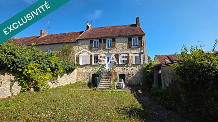 Maison à vendre - Fourges - 5 pièces - 3 chambres