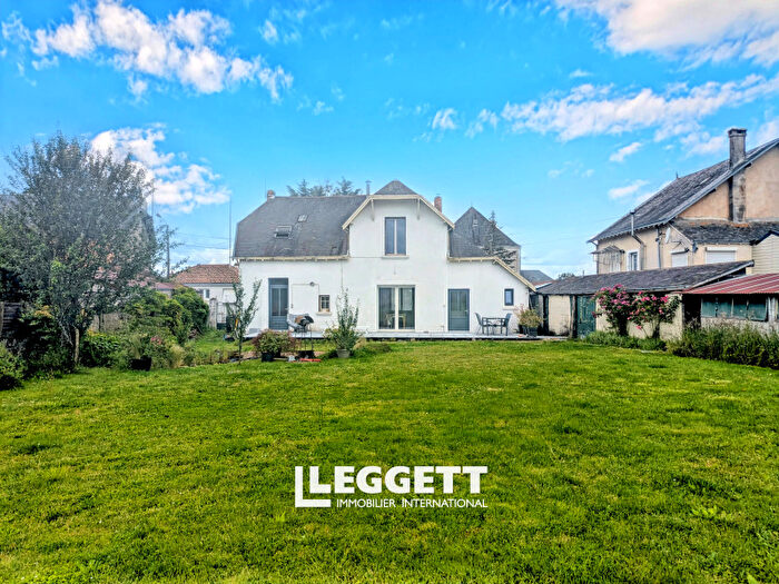 Ménigoute : Maison 4 pièces à vendre