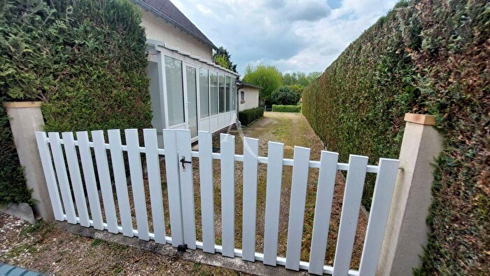 Fay-aux-Loges - Maison 4 pièces à louer