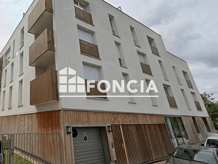 Appartement à louer - Le Village-Les Pres, Éragny - 3 pièces - 2 chambres