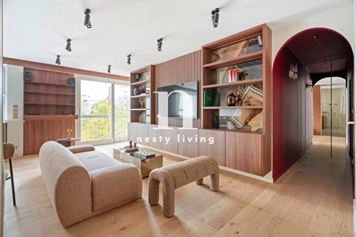 Appartement à vendre - Paris e , Muette-Nord, Trocadéro - 2 pièces - 1 chambre