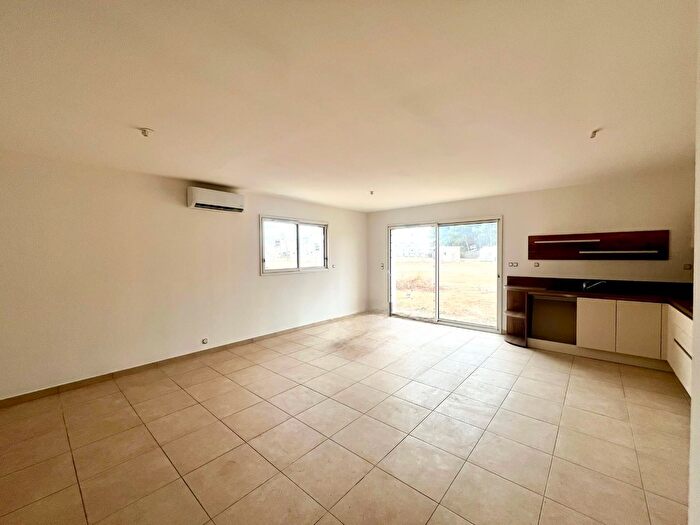 Maison à vendre - Vias, Ville - 4 pièces - 3 chambres