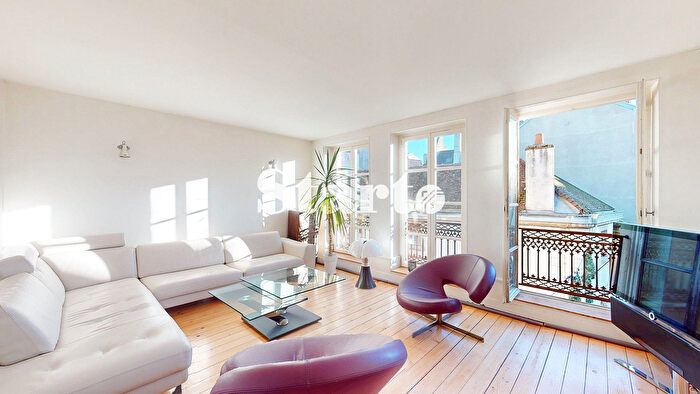 Appartement à vendre - Dijon, Centre-ville - 5 pièces - 3 chambres