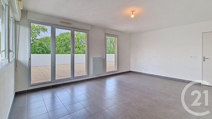 Appartement 4 pièces à louer - Saint-Martin-de-Crau