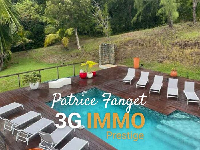 Maison à vendre - Les Trois-Îlets - 8 pièces - 7 chambres