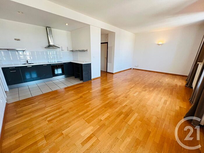 Appartement à louer - Metz, Centre-ville - 2 pièces - 1 chambre