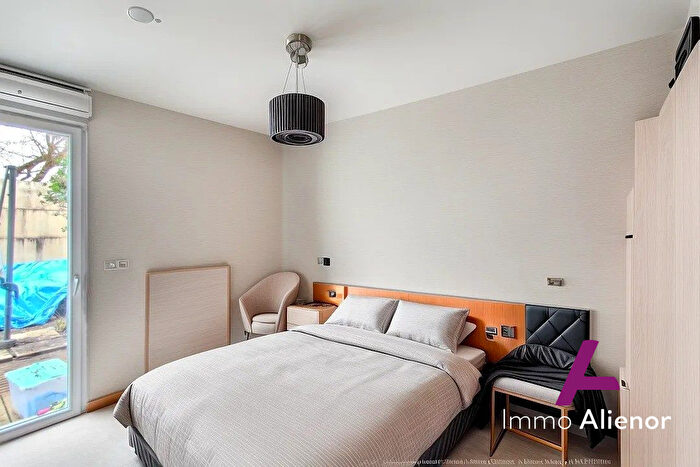 Appartement à vendre - Villenave-dOrnon - 2 pièces - 1 chambre