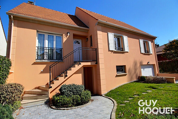 Maison à vendre - Viry-Châtillon, Port, Aviation - 5 pièces - 3 chambres