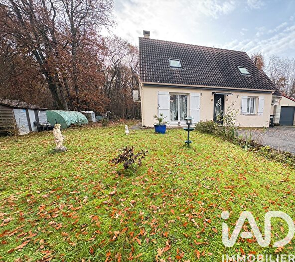 Maison à vendre - Bazoches-sur-le-Betz - 8 pièces - 4 chambres