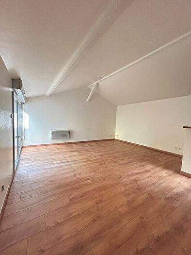 Appartement à louer - Fauconnet, Dijon - 2 pièces - 1 chambre