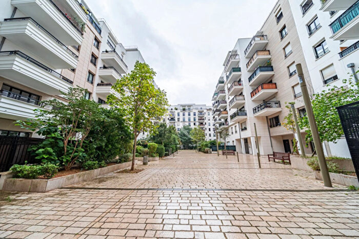 Appartement 3 pièces à vendre à Suresnes, Carnot, Gambetta