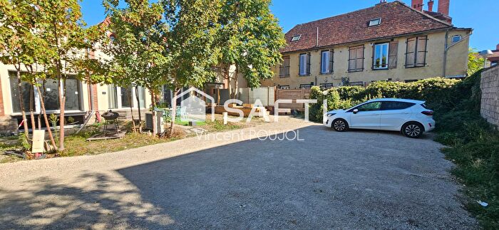 Appartement 4 pièces à vendre à Troyes, Gare