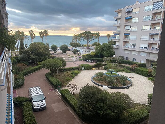 Appartement à vendre - Cagnes-sur-Mer, Le Cros de Cagnes, Les Vespins - 2 pièces - 1 chambre