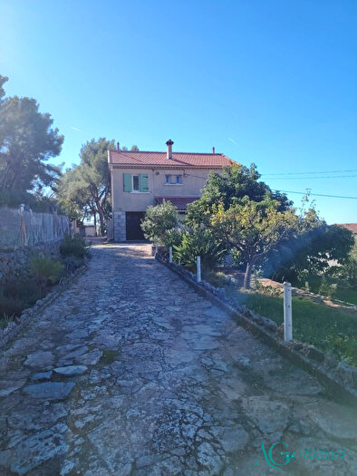 Maison à vendre - Carqueiranne - 7 pièces - 5 chambres