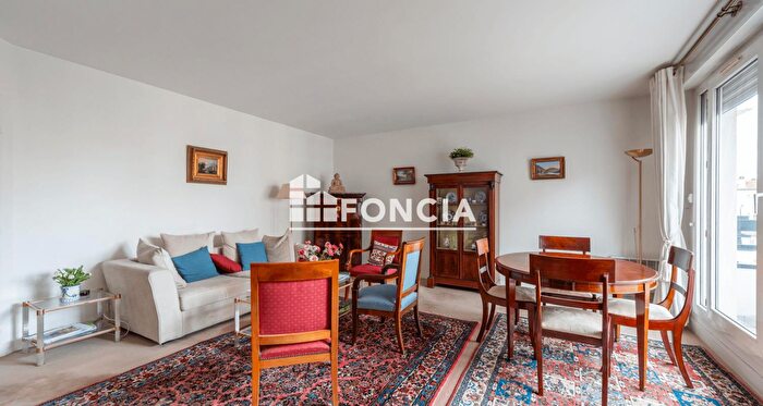 Appartement à vendre - Courbevoie, Hôtel de ville - 4 pièces - 3 chambres