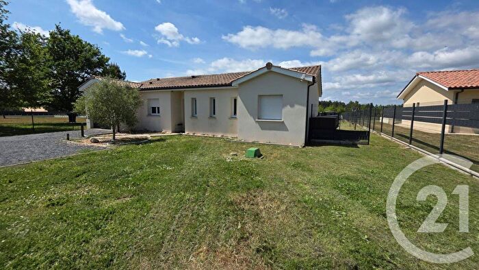 Lapouyade : Maison 5 pièces à louer