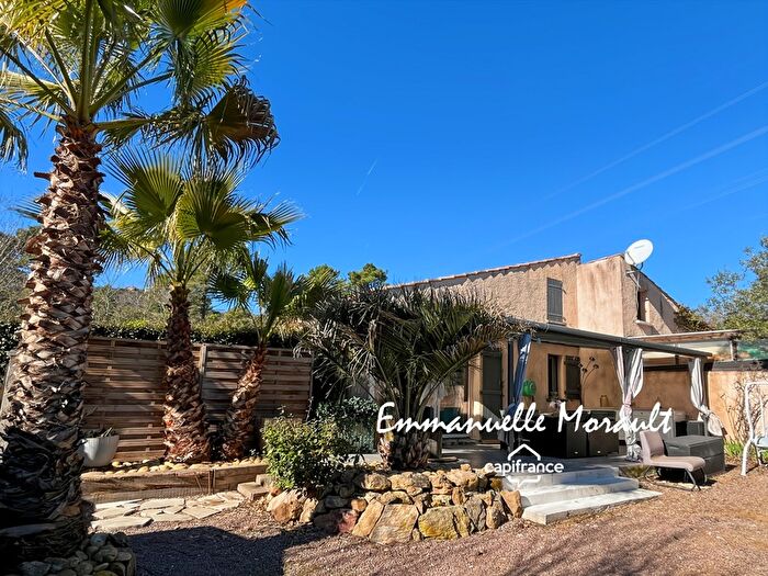 Maison à vendre - Bagnols-en-Forêt - 2 pièces - 1 chambre