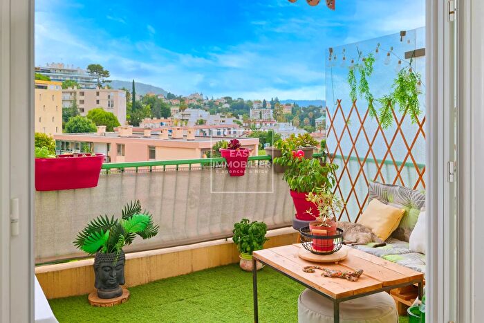 Maisons à vendre et appartements à louer - 1